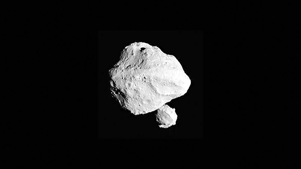 NASA spacecraft discovers tiny moon around asteroid - Taipei Times