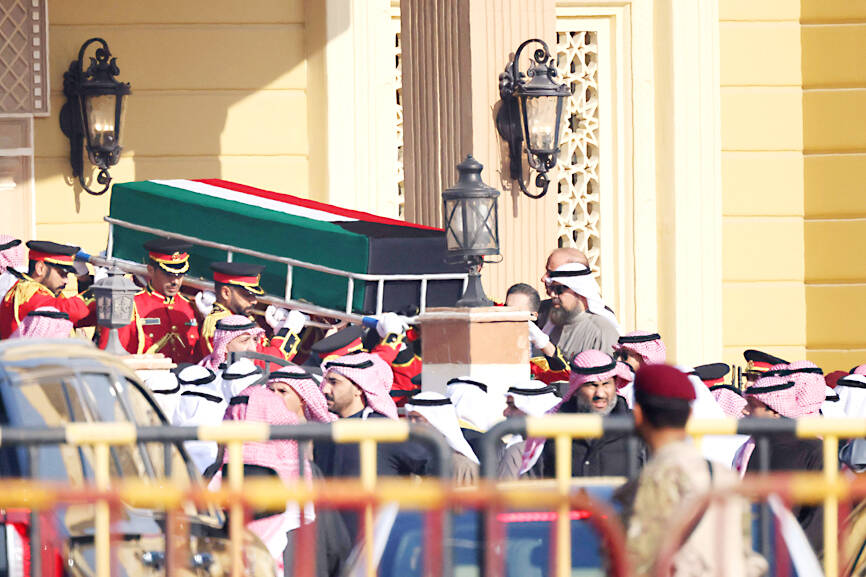 Kuwait emir Sheikh Nawaf laid to rest in small ceremony - Taipei Times