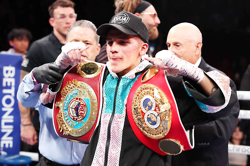 Rodriguez stops Edwards to unify WBO and IBF titles - Taipei Times