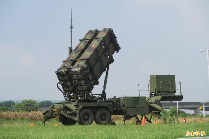 Taiwan, US ink missile support deal - Taipei Times