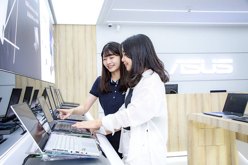 Asustek expects strong server revenue - Taipei Times