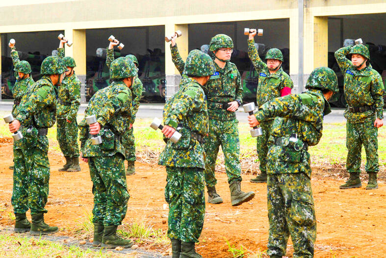 Conscript returns after being AWOL for three days - Taipei Times