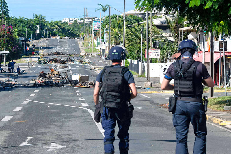 Death toll rises to six amid unrest in New Caledonia - Taipei Times