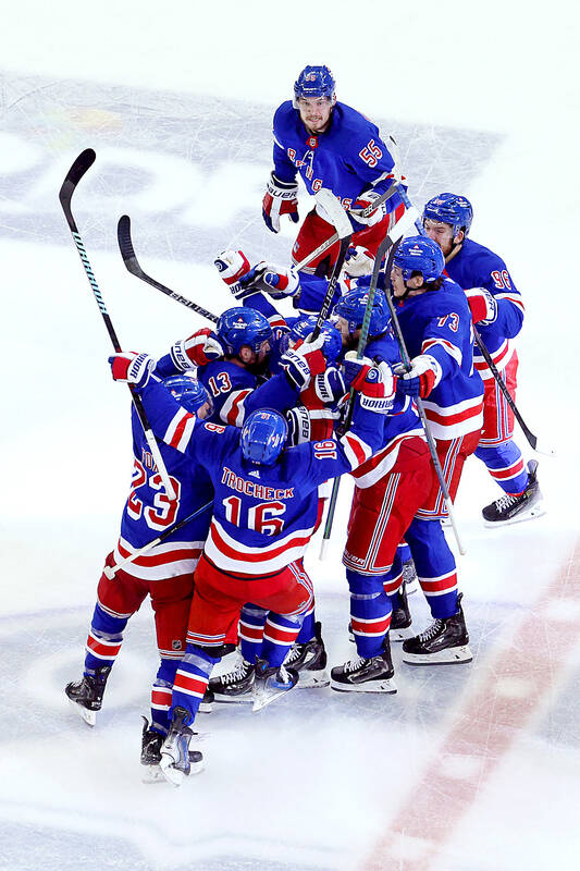 Goodrow scores in OT as Rangers outlast Panthers - Taipei Times