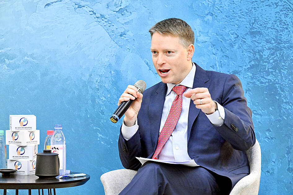 Military culture reforms needed: authors - Taipei Times