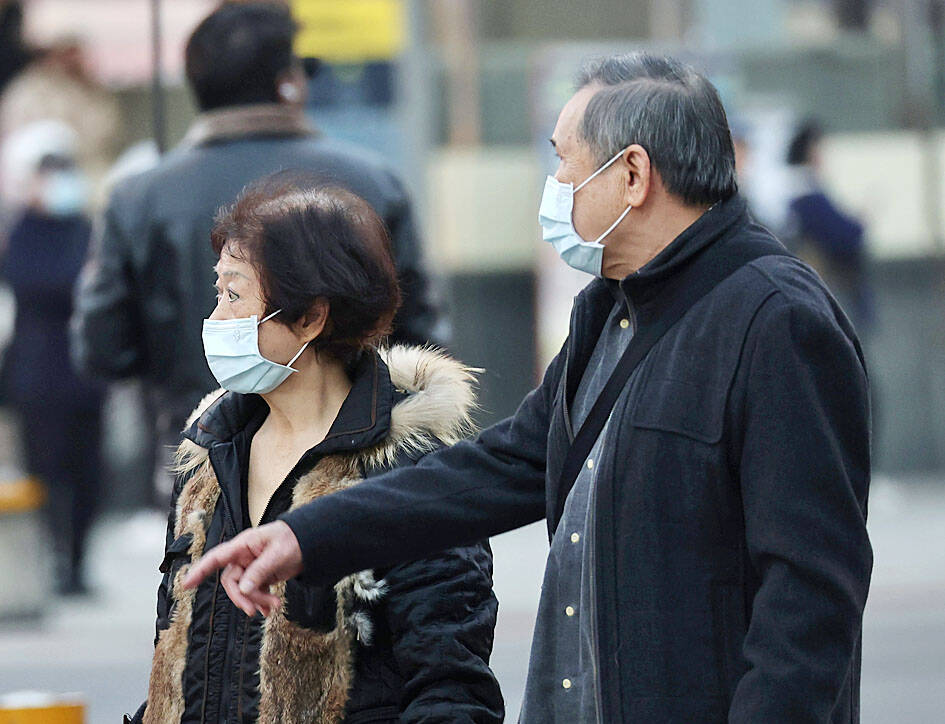 Flu hospital visits rise to the highest in a decade: CDC - Taipei Times
