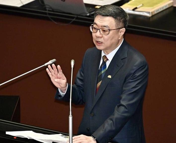 Cabinet delivers policy report to legislature as session gets underway ...